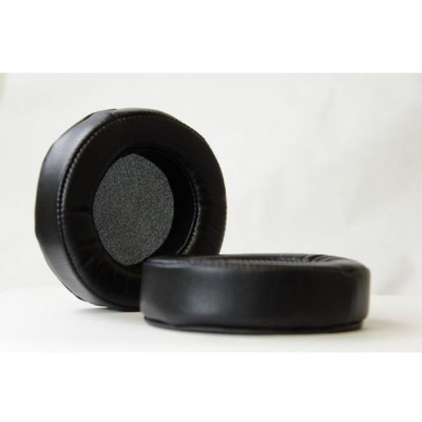 しなやかでソフトな合皮を使用しながら、遮音性、耐久性にも優れ、本皮にも劣らない素材を使ったイヤーパッド。beyerdynamic DTシリーズ/AKG K240/271などに対応。
