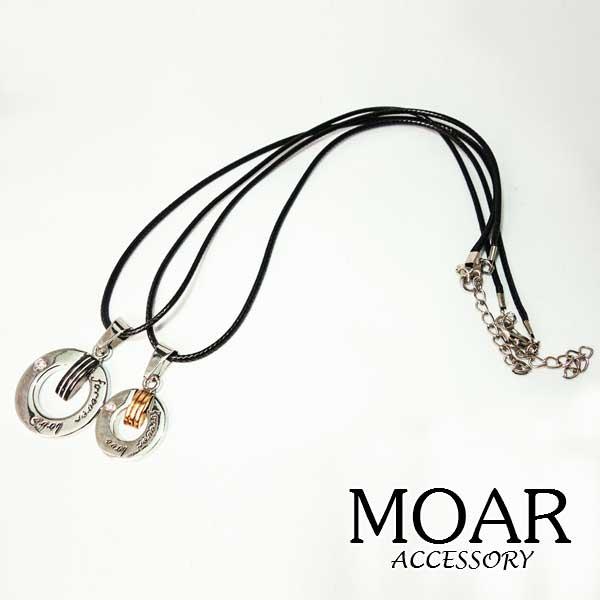 サイズ　チェーン 長さ　約42cm　モチーフ　約1.8cm　／　2.2cmご注意ウェブサイトをご覧になる環境により、色の見え方に差が生じます。落下などの衝撃や無理な力を与えると破損し、怪我に及ぶ恐れがあります。装着したままのご入浴、就寝は商...