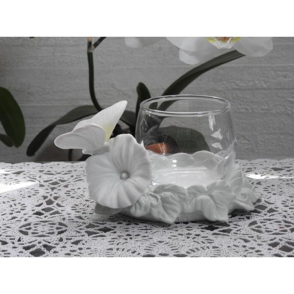 すてきなキャンドルホルダーですお部屋のアクセサリーにいかがでしょうか商品コード：bis-07-butterfly材質：磁器梱包：１個包装させて頂きます日本製食洗器を使用しないで下さい。Porcelain ware, candle Holde...