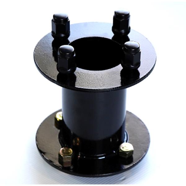 スペアタイヤブラケット（汎用）高さ 124mm 取付面上下140mm P.C.D 100/4HOLE M12xP1.25ナット付汎用なので軽トラのアオリ、鳥居などお好みの場所へ装着可能!装着に関して穴あけ、ステー等をご用意頂く場合がございます。