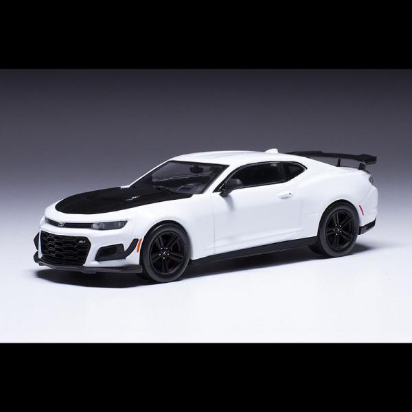 “6代目カマロ”メーカー：ixo-models(イクソ)品番：CLC542Nスケール：1/43（全長10cm）カラー：ホワイト＊この商品は店頭でも販売しています。　購入のタイミングによっては在庫切れとなる場合もございます。　また、検品のため...