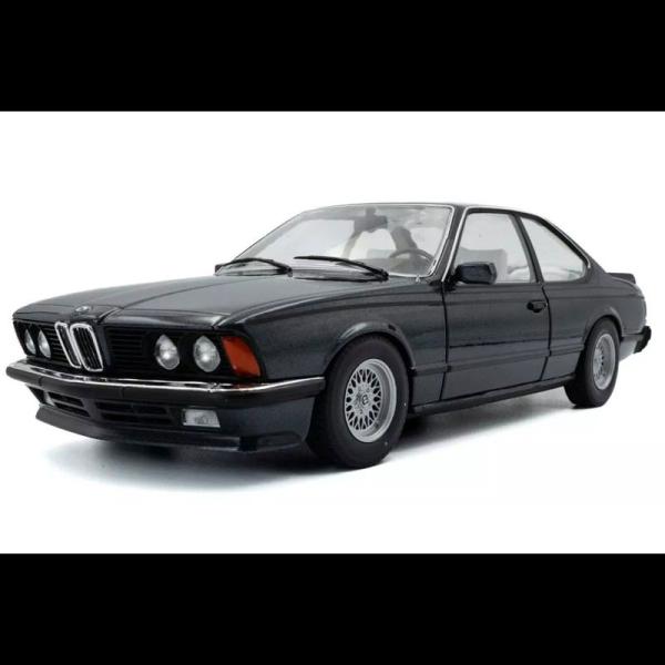 “シルエットラインは一級品”メーカー：SOLiDO(ソリド)品番：S1810306スケール：1/18（全長24cm）カラー：マカオブルー開閉箇所：ドア開閉可＊この商品は店頭でも販売しています。　購入のタイミングによっては在庫切れとなる場合も...