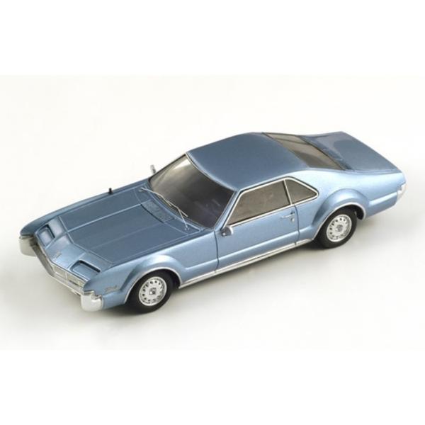 ■メーカー：Spark■スケール： 1:43■商品名：Oldsmobile Toronado 1966■品番：S2951■材質：レジン※当店のSparkの製品は、全てフィルム付きです。　フィルムが柔らかいため、側面のフィルムが　よれている事...