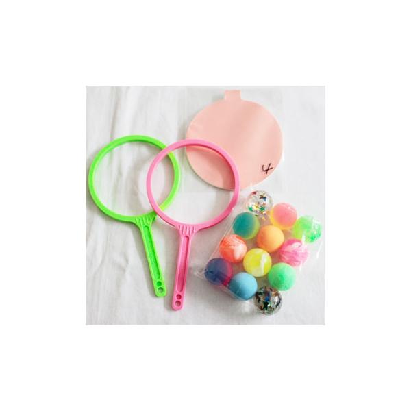 自宅でスーパーボールすくいができるセットです。すくい枠2本とスペア紙100枚とスーパーボール12個を1000円ポッキリ送料無料でご提供 単品販売もございます。祭りの定番商品ご自宅でお子さんと楽しくスーパーボールすくいができるセットです。スペ...