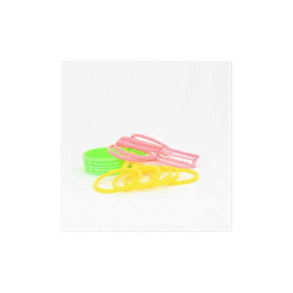 金魚すくいスペア紙に使用する枠のみ１本の価格です。色の指定はできません。サイズは丸内寸8ｃｍ、丸外寸9ｃｍ、柄を入れた外寸16.5ｃｍとなります。１本単位の価格となります。当社のスペア紙とセットで使用するすくい枠です。金魚やスーパーボールす...