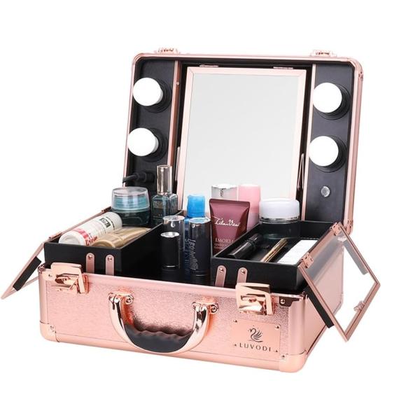 おしゃれな女優鏡付・ドレッサー代わりに：LEDライト付きの鏡は無段階で光の調節が可能で、天候や時間に関係なく理想のメイクができます。鏡の角度も調節可能で使い勝手抜群。ドレッサー代わりとして大人気です。ロック機能付：鍵付きなのでしっかり閉まり...