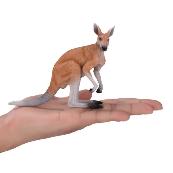 Mojo の動物フィギュアは英国でデザインされ、最も安全なノンフタル酸PVC素材を使用して製造されています。動物のリアルな姿を実現するために手描きで細部まで丁寧に作られています。 動物を愛するすべての子どもたちとすべてのコレクターへの素らし...
