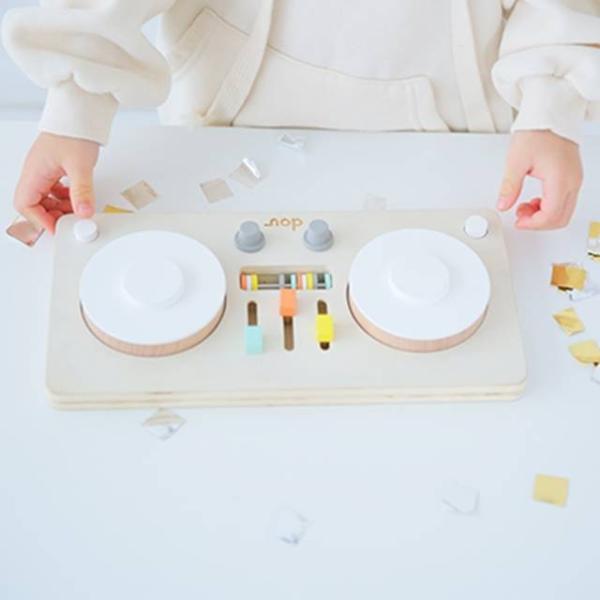 DJ ターンテーブル おもちゃ 音遊び 楽器 ラトル ガラガラ 木のおもちゃ 知育玩具出産祝い 0歳 1歳 2歳 3歳 誕生日 プレゼント  男 女 クリスマスプレゼント ハーフバースデーおしゃれ かわいい リズム 指先 dou?-toy ...