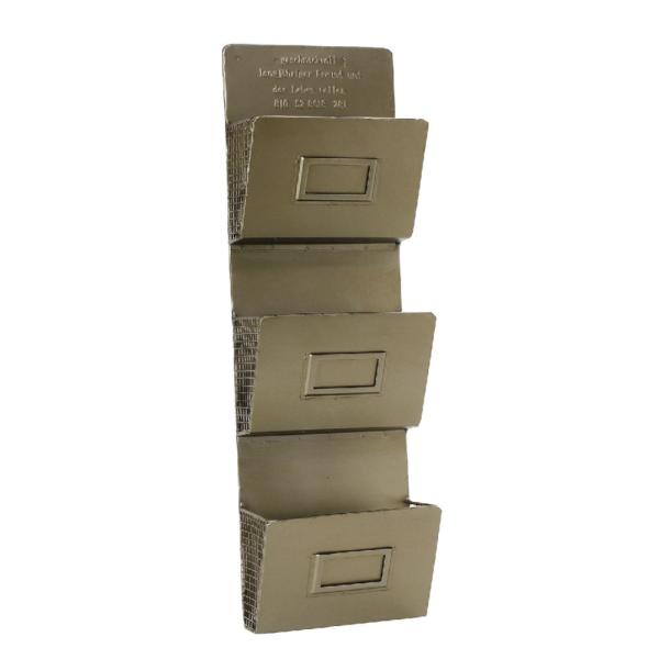 ブリキの表面に特殊なコーティングをして、今までにない風合いを出しています。 新品ですがサビやムラがあり、使えば使うほど味わい深い商品です。ブリキ製品はアンティーク加工されております。新品ですが最初からサビやムラがあります。また、ブリキ製品は...