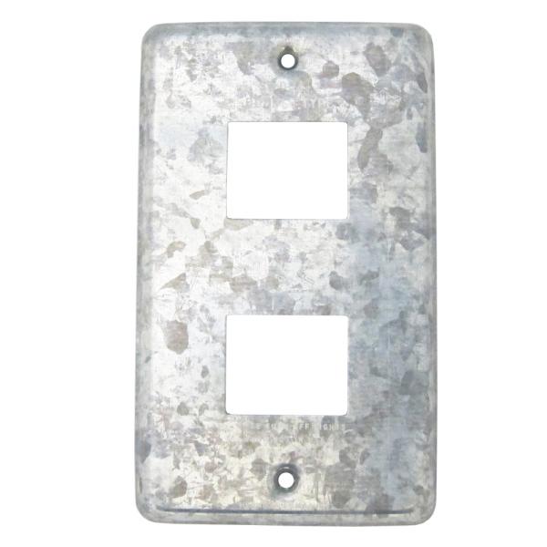 シンプルでかっこいいスイッチプレート。主張しすぎず、さりげなく、でも存在感のあるアイテム。カラー展開は、アイボリー、ブラック、シルバー、ミリタリー。お部屋に合わせて選ぶことができます。さりげなくか書かれた文字は、節電を促すメッセージ。「PL...