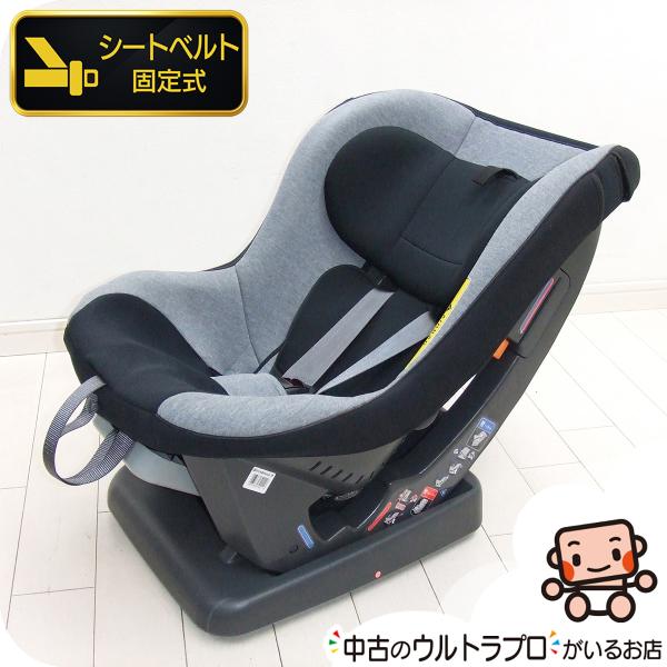LEAMAN リーマン【レスティロ ロッソJ】です。車両の3点式シートベルトを使用して取り付ける、固定式チャイルドシートです。型式は LYJ-211、安全基準は UN（ECE）R44/04 に適合しています。こちらの商品はインナーパッドが欠...