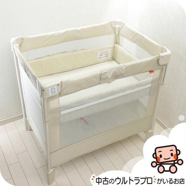 ■ 商品のご説明ねむれる・たためる・運べるベッド。ムレから守る『エアー』のココネルです。コンパクトに折りたたんで自在に持ち運びできるから、家族旅行や帰省の時など、どこへ行っても安心・快適な環境で眠らせてあげられる新発想のベビーベッドです。床...