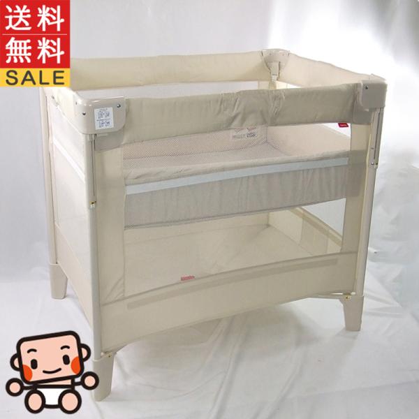 ■商品のご説明ねむれる・たためる・運べるベッド。ムレから守る『エアー』のココネルです。コンパクトに折りたたんで自在に持ち運びできるから、家族旅行や帰省の時など、どこへ行っても安心・快適な環境で眠らせてあげられる新発想のベビーベッドです。床板...