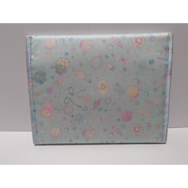 クローズピン　たけいみき　マルチケース素材表地：ポリエステル：100％（PEVAラミネート）裏地：ポリエステル100％MADE IN CHINAクローズ・ピンClothes・PinCP-15103シェルJANコード：492009715103...