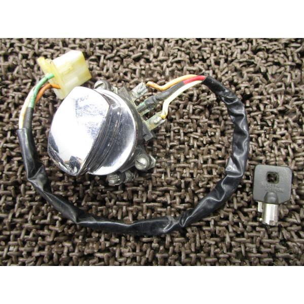 FLHTC1340　　　メインキー 商品説明始動確認済み車両からの取り外しとなります。使用感等に伴うキズ、サビございます。切替確認取れております。商品の状態は、画像にてご確認下さい。修復素材に、いかがですか♪中古品の為、神経質な方のご入札は...