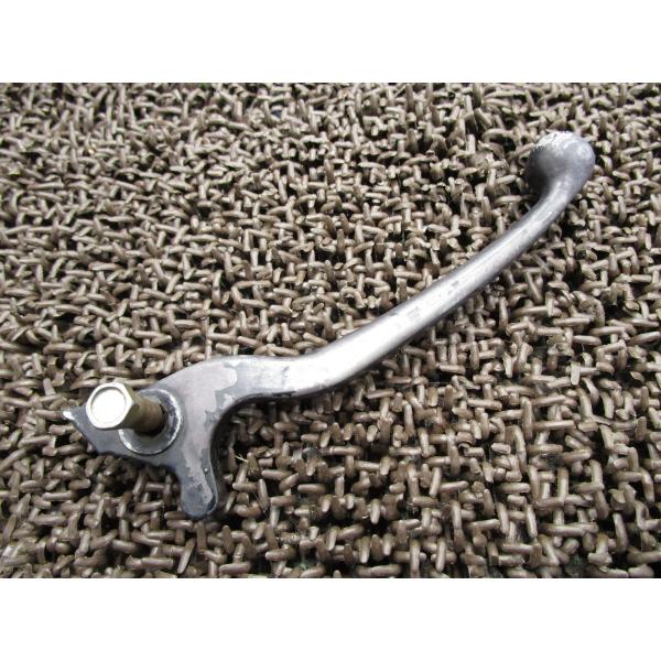 AR50　ブレーキレバー商品説明始動確認済み車両からの取り外しとなります。使用感等に伴うキズございます。レバー先端にガリキズございます。商品の状態は、画像にてご確認下さい。修復素材に、いかがですか♪中古品の為、神経質な方のご入札はご遠慮願い...