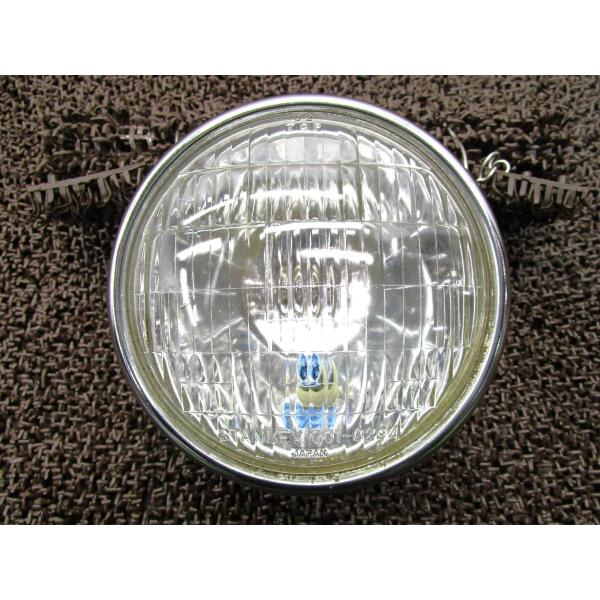 R&amp;P　ヘッドライト HM-38M商品説明始動確認済み車両からの取り外しとなります。使用感等に伴うキズ、サビございます。ケース上部にヒビ割れ(画像7枚目参照)ございます。リム内側にサビございます。商品の状態は、画像にてご確認下さい。...