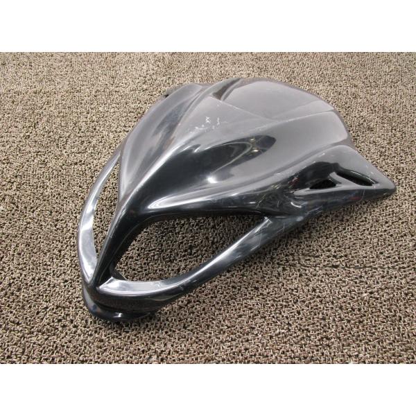 マジェスティ250C　フロントマスク商品説明使用感等に伴うキズございます。取付穴にヒビ、欠けございます。補修痕ございます。商品の状態は、画像にてご確認下さい。修復素材に、いかがですか♪中古品の為、神経質な方のご入札はご遠慮願います。【車両情...