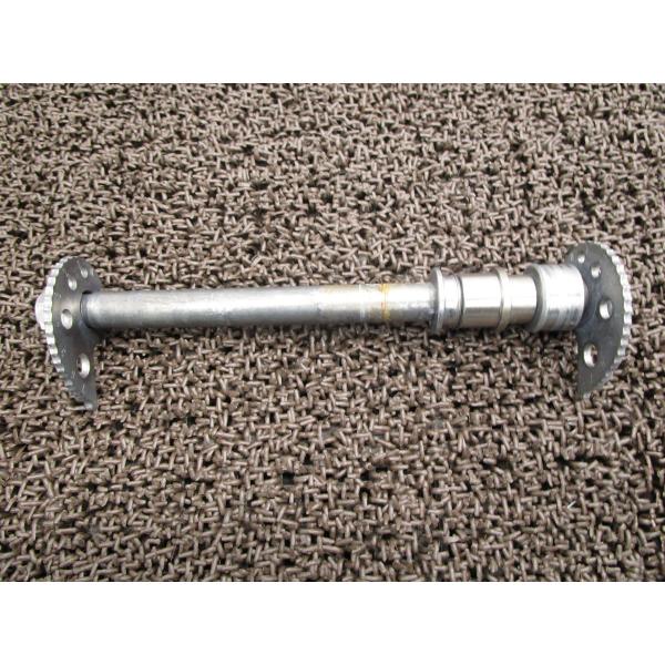 ジェベル250　リアアクスルシャフト商品説明始動確認済み車両からの取り外しとなります。使用感等に伴うキズございます。商品の状態は、画像にてご確認下さい。修復素材に、いかがですか♪中古品の為、神経質な方のご入札はご遠慮願います。【車両情報】■...