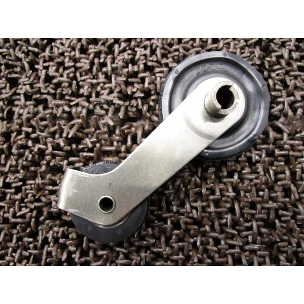 CB350 エクスポート　カムチェーンガイド商品説明使用感等に伴うキズございます。商品の状態は、画像にてご確認下さい。修復素材に、いかがですか♪中古品の為、神経質な方のご入札はご遠慮願います。【車両情報】■メーカー：ホンダ■車名：CB350...