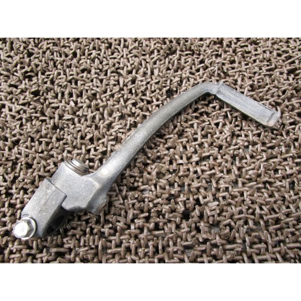 KSR-2　キックペダル商品説明始動確認済み車両からの取り外しとなります。使用感等に伴うキズございます。商品の状態は、画像にてご確認下さい。修復素材に、いかがですか♪中古品の為、神経質な方のご入札はご遠慮願います。【車両情報】■メーカー：カ...