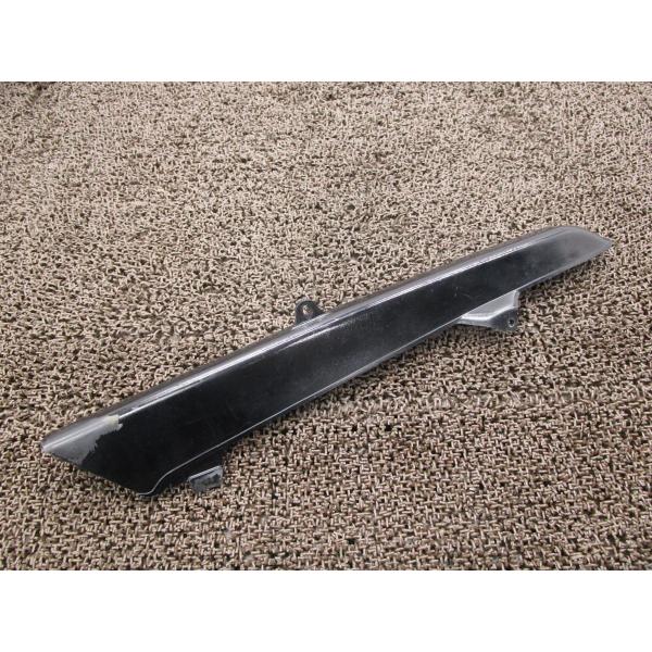 RZ350　チェーンカバー商品説明始動確認済み車両からの取り外しとなります。使用感等に伴うキズございます。商品の状態は、画像にてご確認下さい。修復素材に、いかがですか♪中古品の為、神経質な方のご入札はご遠慮願います。【車両情報】■メーカー：...