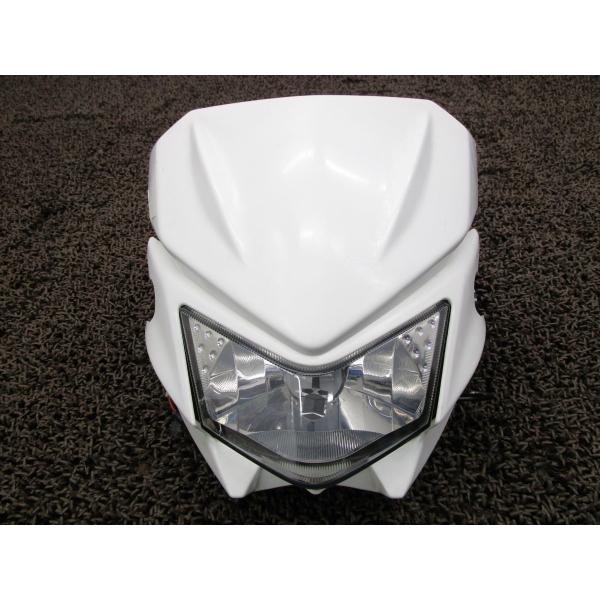 Dトラッカー125　ヘッドライト カウル Rinder商品説明始動確認済み車両からの取り外しとなります。使用感等に伴うキズございます。カウルに補修痕ございます(画像10枚目参照)。商品の状態は、画像にてご確認下さい。修復素材に、いかがですか...