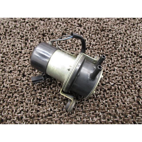 FZ750　燃料ポンプ商品説明始動確認済み車両からの取り外しとなります。使用感等に伴うキズございます。商品の状態は、画像にてご確認下さい。修復素材に、いかがですか♪動作未確認の為、神経質な方のご入札はご遠慮願います。【車両情報】■メーカー：...