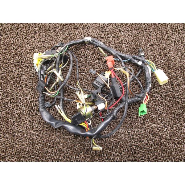 GF250　メインハーネス スターターリレー商品説明点火確認済みとなります。使用感等に伴うキズございます。レギュレターのカプラー配線にめくれている箇所ございます(画像6枚目参照)。商品の状態は、画像にてご確認下さい。修復素材に、いかがですか...