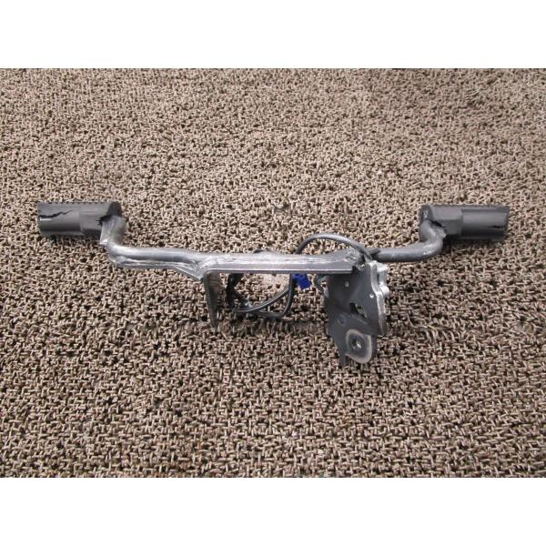 YB-1 FOUR　ステップ バー商品説明始動確認済み車両からの取り外しとなります。使用感等に伴うキズ、サビございます。商品の状態は、画像にてご確認下さい。修復素材に、いかがですか♪中古品の為、神経質な方のご入札はご遠慮願います。【車両情報...