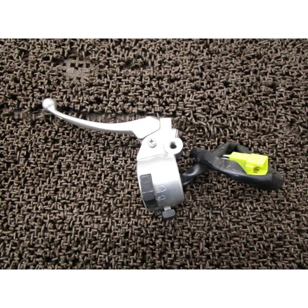 GS50　ハンドルスイッチ 左 レバー商品説明始動確認済み車両からの取り外しとなります。使用感等に伴うキズございます。スイッチの切替確認とれております。ガリキズございます。商品の状態は、画像にてご確認下さい。修復素材に、いかがですか♪中古品...