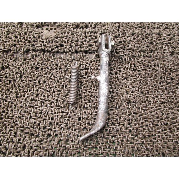 エポ　サイドスタンド商品説明使用感等に伴うキズ、サビございます。商品の状態は、画像にてご確認下さい。修復素材に、いかがですか♪中古品の為、神経質な方のご入札はご遠慮願います。【車両情報】■メーカー：スズキ■車名：エポ■車体番号：NA12A-...