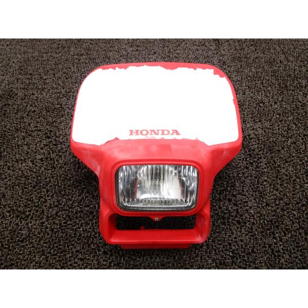 CRM80　ヘッドライト カウル商品説明始動確認済み車両からの取り外しとなります。使用感等に伴うキズございます。商品の状態は、画像にてご確認下さい。修復素材に、いかがですか♪中古品の為、神経質な方のご入札はご遠慮願います。【車両情報】■メー...