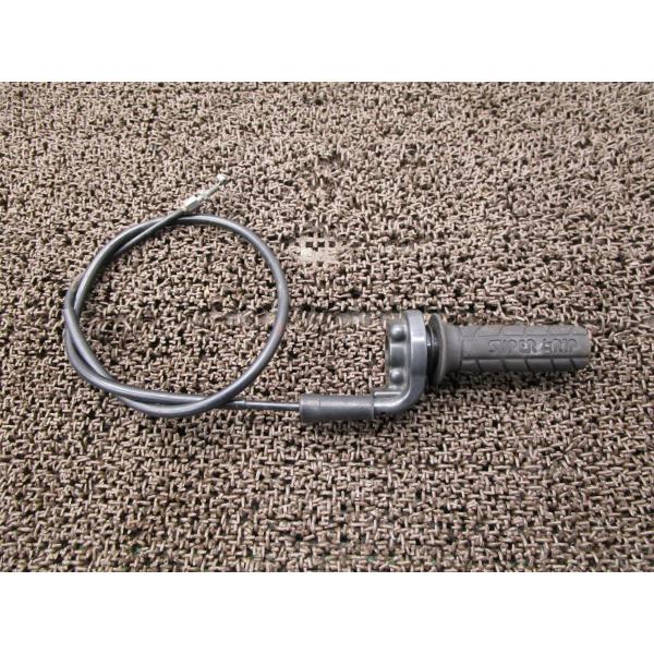 FTR223　スロットル ワイヤー商品説明始動確認済み車両からの取り外しとなります。使用感等に伴うキズございます。スロットルベースの先端はカットされております。商品の状態は、画像にてご確認下さい。修復素材に、いかがですか♪中古品の為、神経質...