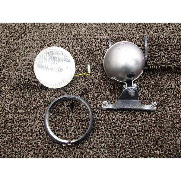 VRX400ロードスター　社外 小径 ヘッドライト ステー商品説明始動確認済み車両からの取り外しとなります。使用感等に伴うキズ、サビございます。リム内側にサビございます。商品の状態は、画像にてご確認下さい。カスタム素材に、いかがですか♪中古...