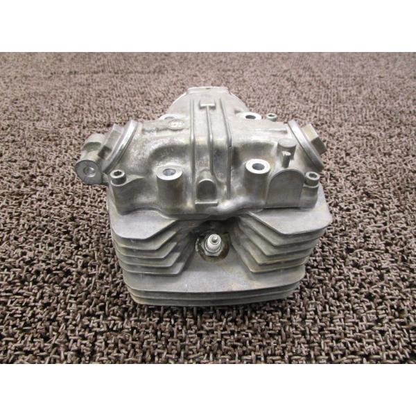 TL125　シリンダーヘッド商品説明使用感等に伴うキズ、サビございます。商品の状態は、画像にてご確認下さい。OH素材に、いかがですか♪中古品の為、神経質な方のご入札はご遠慮願います。【車両情報】■メーカー：ホンダ■車名：TL125■車体番号...