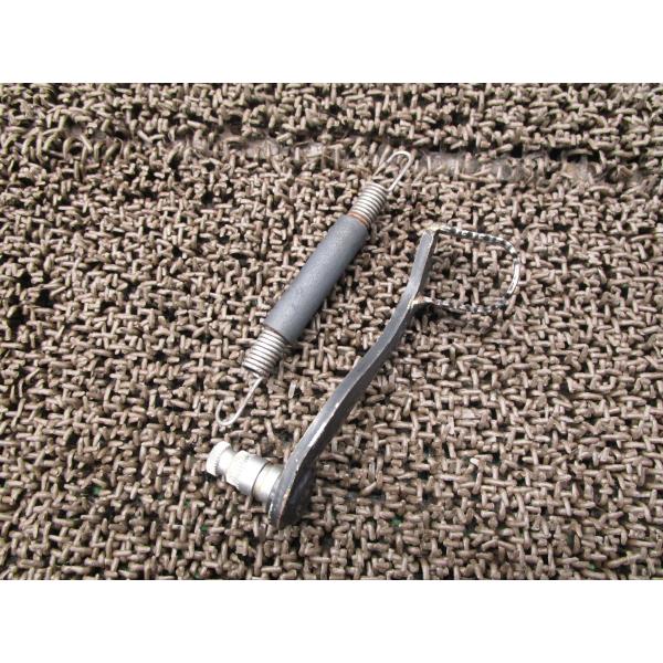 TL125　ブレーキペダル商品説明使用感等に伴うキズ、サビございます。商品の状態は、画像にてご確認下さい。修復素材に、いかがですか♪中古品の為、神経質な方のご入札はご遠慮願います。【車両情報】■メーカー：ホンダ■車名：TL125■車体番号：...