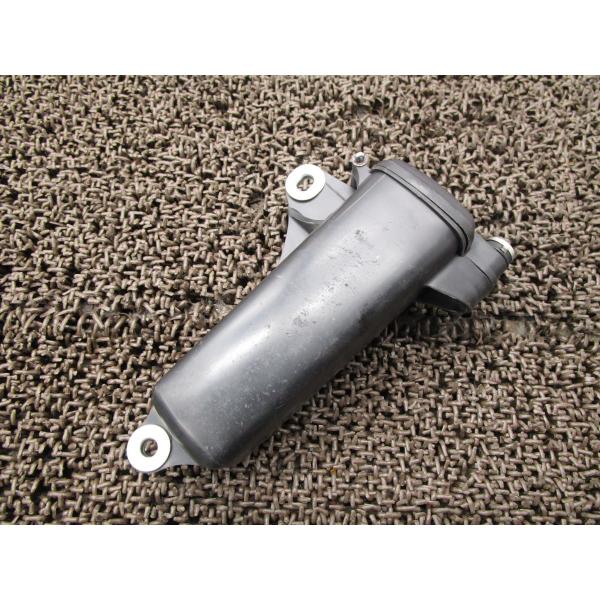 CRM250R　ツールボックス商品説明始動確認済み車両からの取り外しとなります。使用感等に伴うキズございます。商品の状態は、画像にてご確認下さい。修復素材に、いかがですか♪中古品の為、神経質な方のご入札はご遠慮願います。【車両情報】■メーカ...