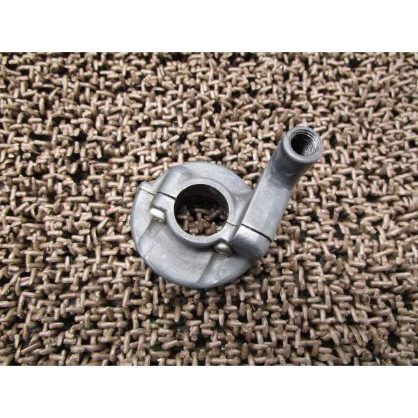 CRM250R　スロットルホルダー商品説明始動確認済み車両からの取り外しとなります。使用感等に伴うキズございます。商品の状態は、画像にてご確認下さい。修復素材に、いかがですか♪中古品の為、神経質な方のご入札はご遠慮願います。【車両情報】■メ...