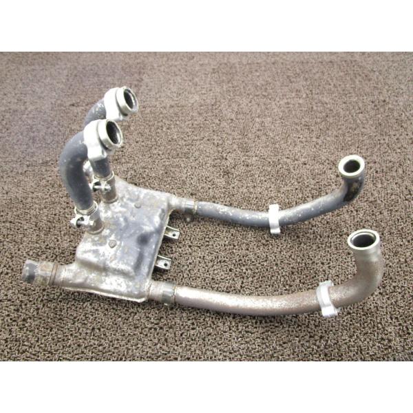 VF400F　エキパイマフラー商品説明始動確認済み車両からの取り外しとなります。使用感等に伴うキズ、サビございます。商品の状態は、画像にてご確認下さい。修復素材に、いかがですか♪中古品の為、神経質な方のご入札はご遠慮願います。【車両情報】■...