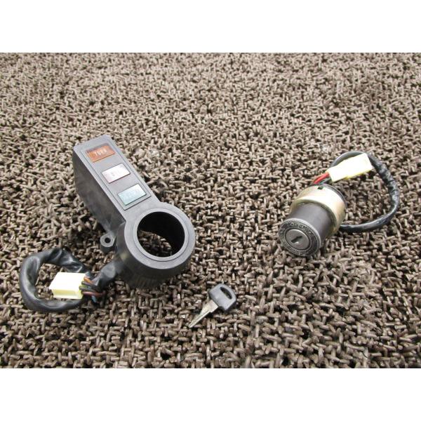 RD50　メインキー インジケーターランプ商品説明始動確認済み車両からの取り外しとなります。使用感等に伴うキズございます。カギの切替確認とれております。ON抜けします。商品の状態は、画像にてご確認下さい。修復素材に、いかがですか♪中古品の為...