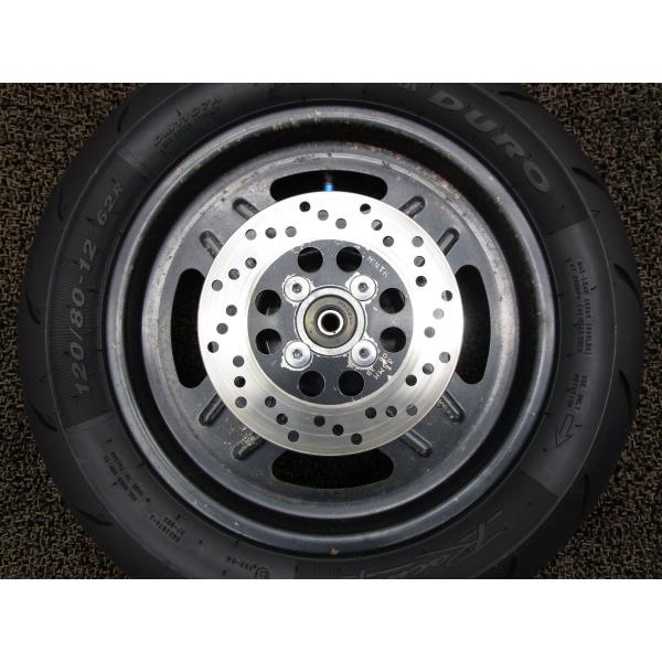 KSR110　リアホイール ディスク商品説明始動確認済み車両からの取り外しとなります。使用感等に伴うキズございます。商品の状態は、画像にてご確認下さい。修復素材に、いかがですか♪中古品の為、神経質な方のご入札はご遠慮願います。【車両情報】■...