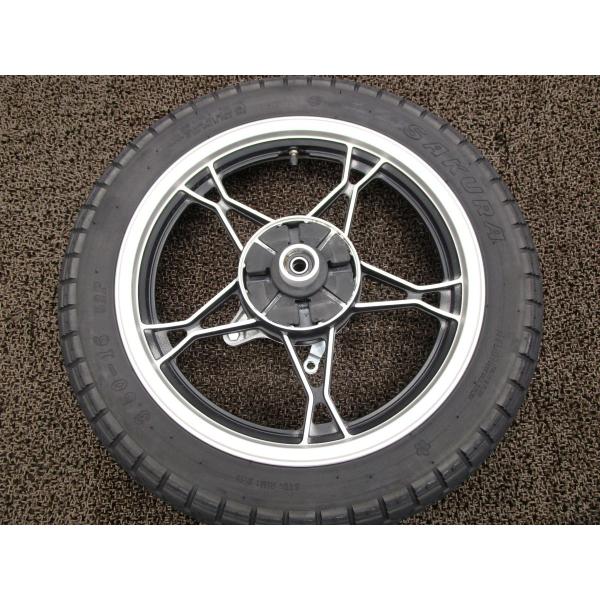 GN125　リアホイール ブレーキドラムキャスト 星型商品説明始動確認済み車両からの取り外しとなります。使用感等に伴うキズございます。商品の状態は、画像にてご確認下さい。修復素材に、いかがですか♪中古品の為、神経質な方のご入札はご遠慮願いま...