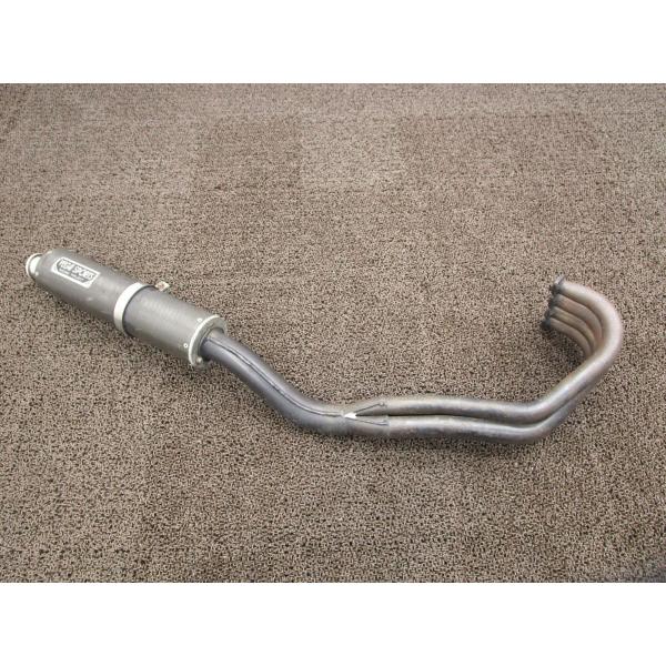 ZXR250　社外 VEGA SPORTS マフラー サイレンサー商品説明始動確認済み車両からの取り外しとなります。使用感等に伴うキズ、サビございます。エキパイにパテ補修痕、腐食穴ございます。サイレンサー取付部に歪み、ネジ穴不良箇所、ネジ折...