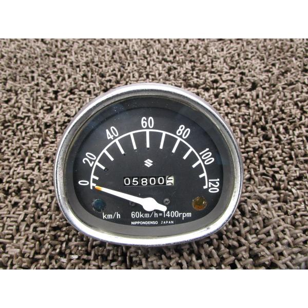 K90　スピードメーター商品説明始動確認済み車両からの取り外しとなります。使用感等に伴うキズ、サビございます。リムに凹み、ヒビございます(画像6枚目参照)。ケースに凹んでいる箇所ございます(画像7枚目参照)。針振れの確認とれております。商品...