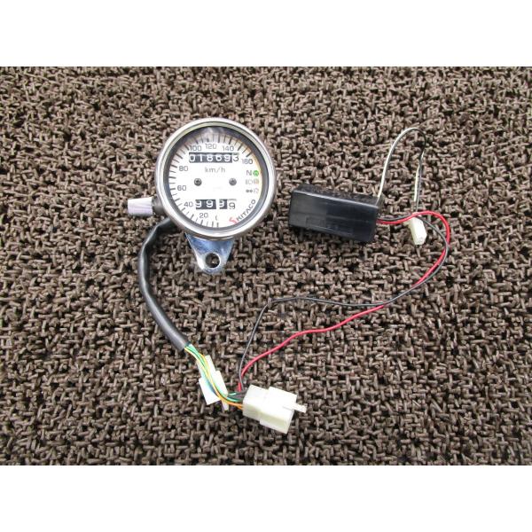 FTR223　社外 キタコ スピードメーター商品説明始動確認済み車両からの取り外しとなります。使用感等に伴うキズございます。切断されている配線ございます。配線の繋ぎ直しが必要です。針振れの確認とれております。商品の状態は、画像にてご確認下さ...