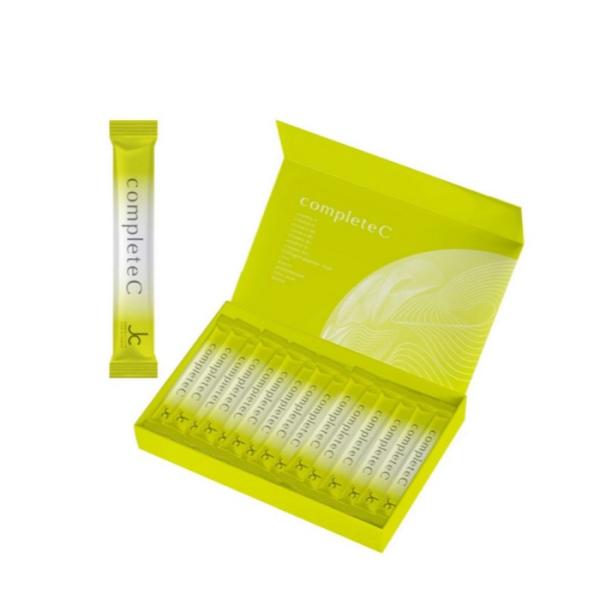 【内容量】3.5g×30包入り【商品説明】自由が丘クリニック医師監修のサプリメント２種類のビタミンCを合計1000mg配合/1包！JC completeCには「リポソーム型ビタミンC」＋「持続型ビタミンC」を1000mg配合。【お召し上がり...