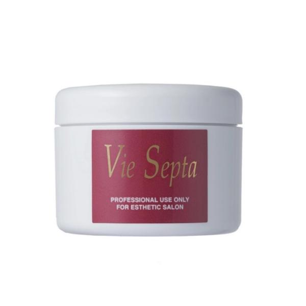 ベタつきの少ないヒアルロン酸配合クリームかさつきの気になる肌をしっとりとした健やかなお肌に整える保湿クリームです。小じわの気になる方にお勧めします。一回分使用量：100円玉大（フェイス）【使用方法】ローションやエッセンスで整肌後、適量を手に...