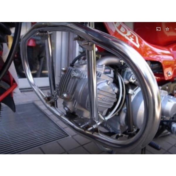 2026年2月生産分入荷済み7年ぶりの再販CT110用ブッシュバー、ステンレスポリッシュ済み、８００ｇの軽量で、邪魔にならない大きさです。発送はヤマト１００サイズインボイス番号T２１４０００１０７０５７１６６３−８１８４ 創業３８年兵庫県西...