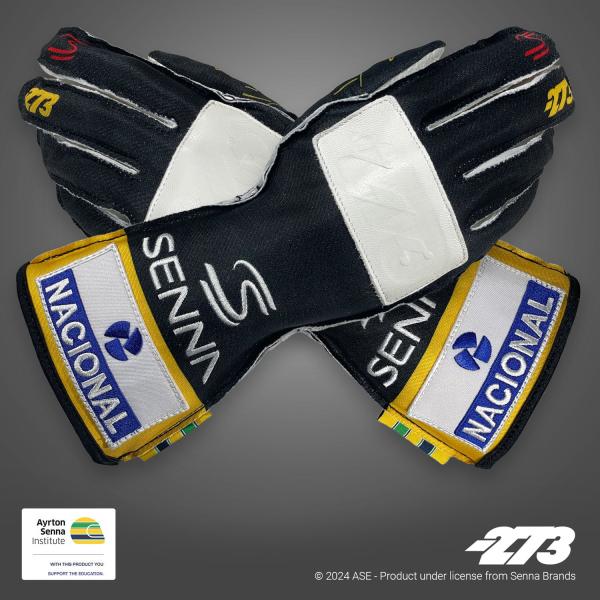 A.SENNA オフィシャルグッズ クラックなデザインとNACIONALのロゴ入り！ワールドチャンピオン獲得全日本カート選手権優勝多数レンタルカートから世界選手権まで確かなグリップ！サイズピッタリ使いたい方は普段選ばれるサイズをご選択下さい...